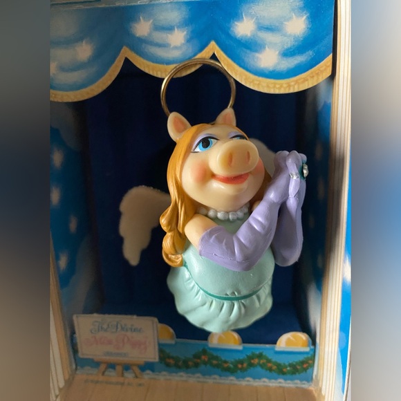 Sesame Street | Holiday | Vtge 981 Hallmark Miss Piggy The Divine ...